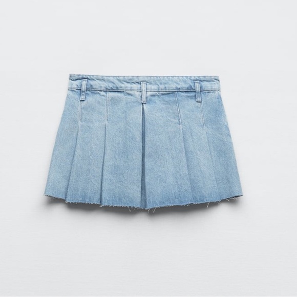 Zara | Skirts | Zara Mini Skirt | Poshmark